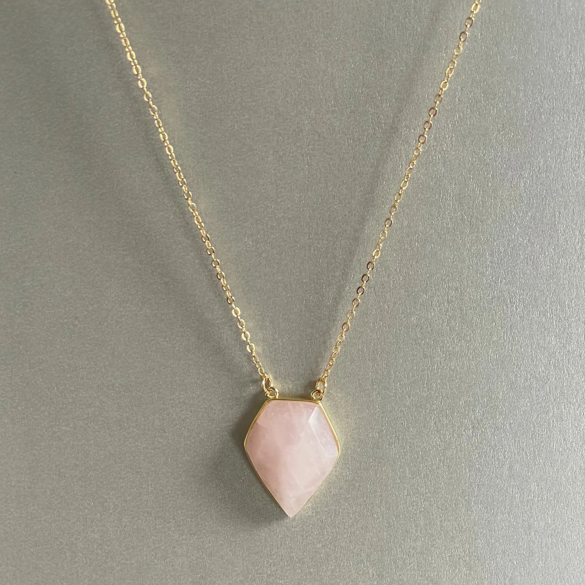 Rose Quartz Jewellery: 3 Simple Styling Techniques for Everyday ...